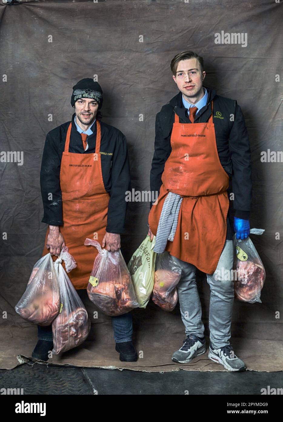 Young butcher Banque de photographies et d’images à haute résolution ...