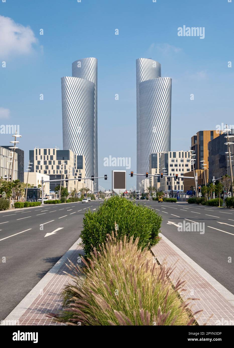 Lusail plaza tower Banque de photographies et d’images à haute résolution - Alamy