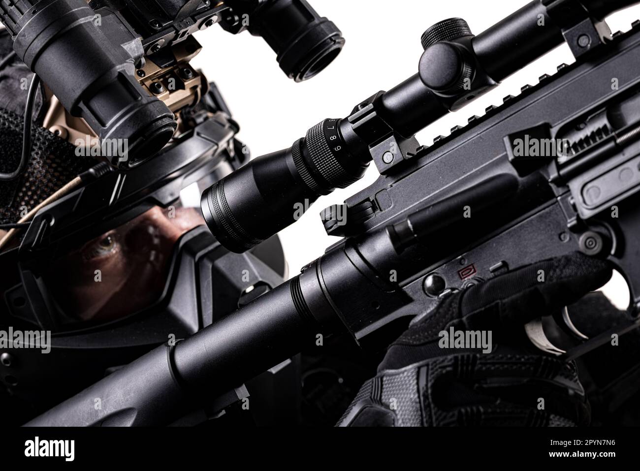 Night vision goggles Banque de photographies et d’images à haute ...