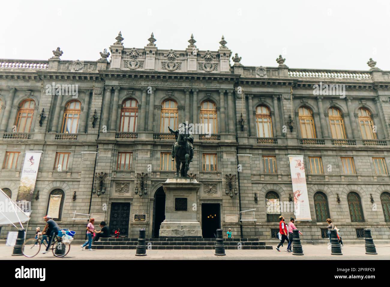 MEXICO - mai 2023 Museo Nacional de Arte MUNAL sur la Calle de Tacuba ...