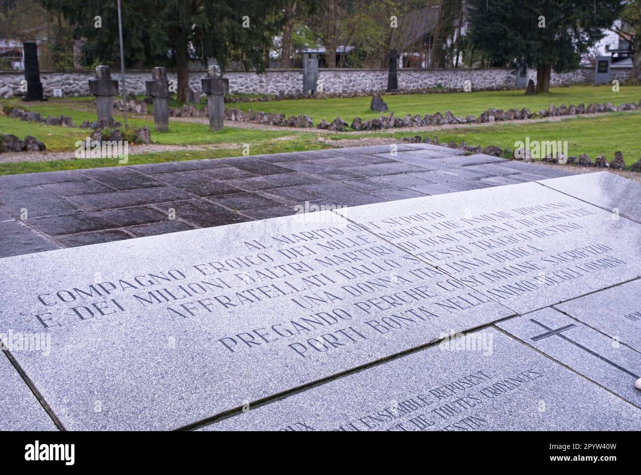 Ebensee concentration camp Banque de photographies et d’images à haute ...
