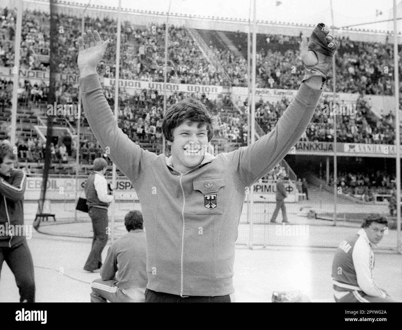 Athlétisme - finale de la coupe d'Europe 1977 à Helsinki lanceur de ...
