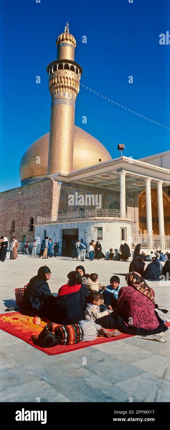 Mosquée al kadhimiya Banque de photographies et d’images à haute ...