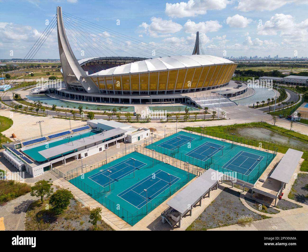 Stade national morodok techo Banque de photographies et d’images à haute résolution - Alamy