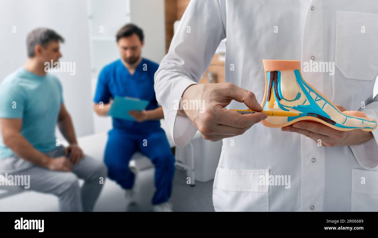 Pied creux ou pied griffe . Diagnostic et traitement de la forme creuse ...