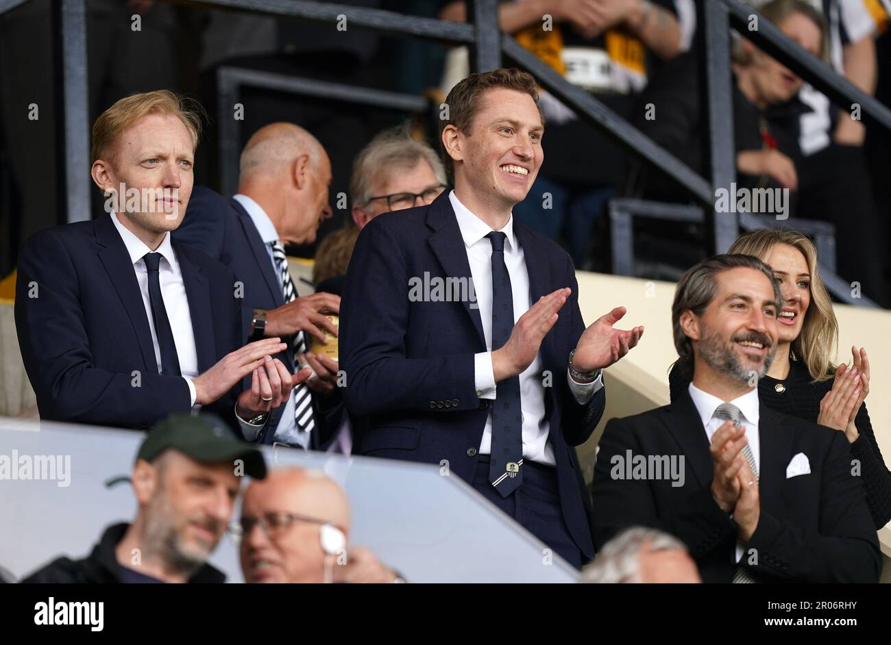 Notts County propriétaires Alexander et Christoffer Reedtz lors du ...