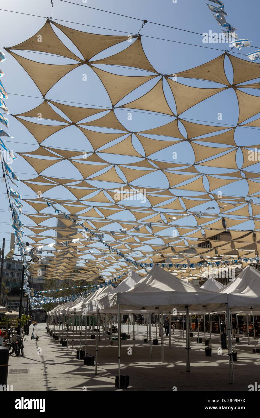 Tel Aviv, Israël - 23 avril 2023, la place Givon se trouve dans le ...