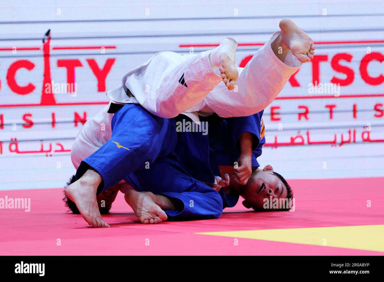 Stade Ali Bin Hamad Al Attiyah, Doha, Qatar. 7th mai 2023. (G-D) Harim Lee (KOR), Naohisa Takato ...