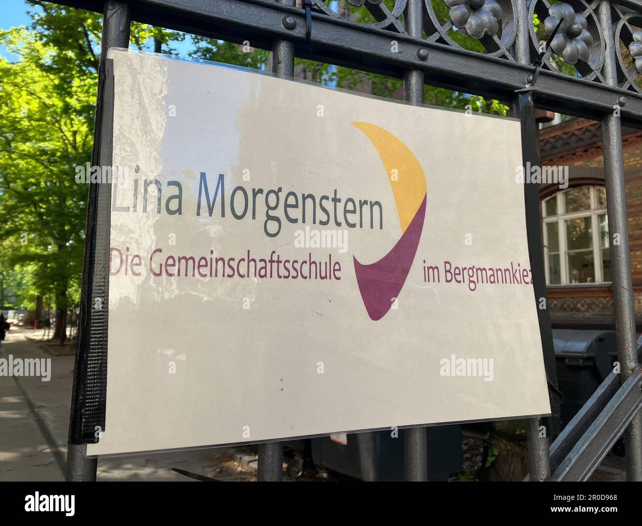 Berlin, Allemagne. 08th mai 2023. Un panneau indiquant « Lina ...
