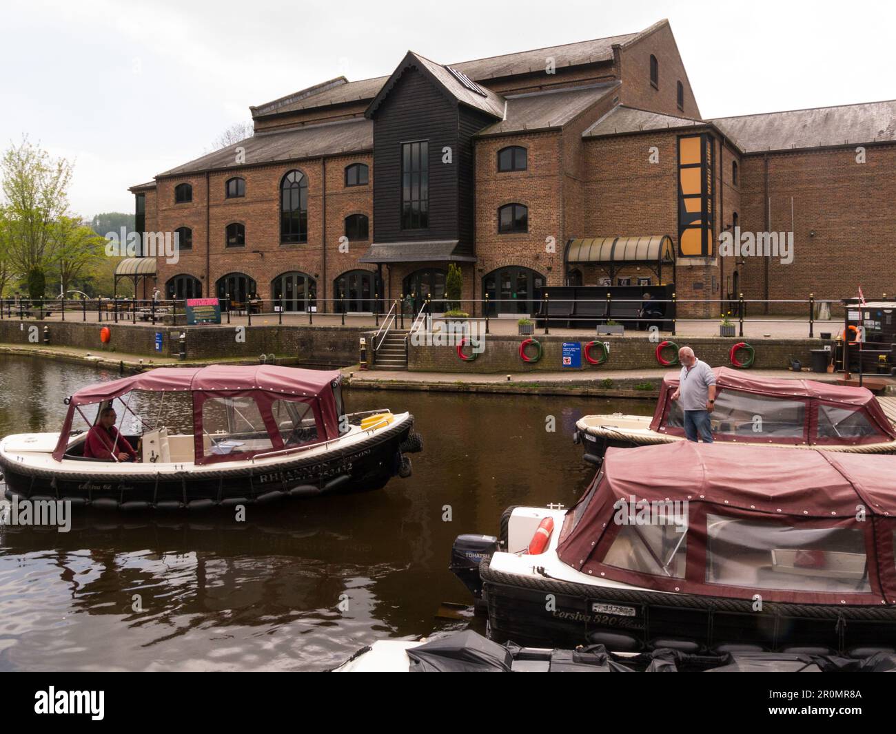 Quai du canal du bassin de brecon Banque de photographies et d’images à ...