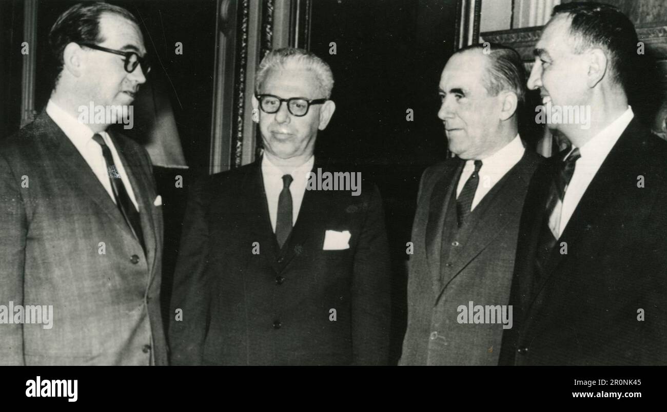 Arthur thomson Banque de photographies et d’images à haute résolution ...