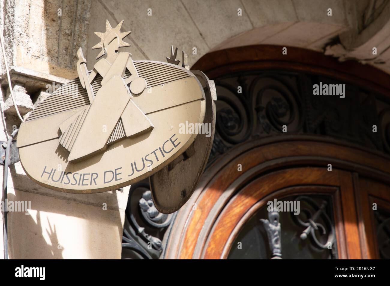 Logo huissier Banque de photographies et d’images à haute résolution - Alamy