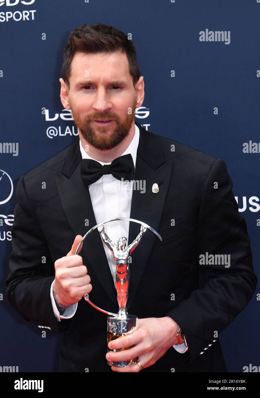 Lionel Messi et sa femme Antonella Ratoccuzzo arrivent au prix Laureus ...