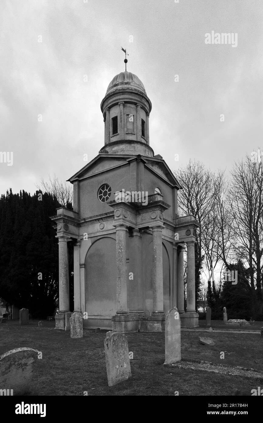 L'Mistley Towers, vestiges de l'église de St Mary the Virgin, Mistley ...