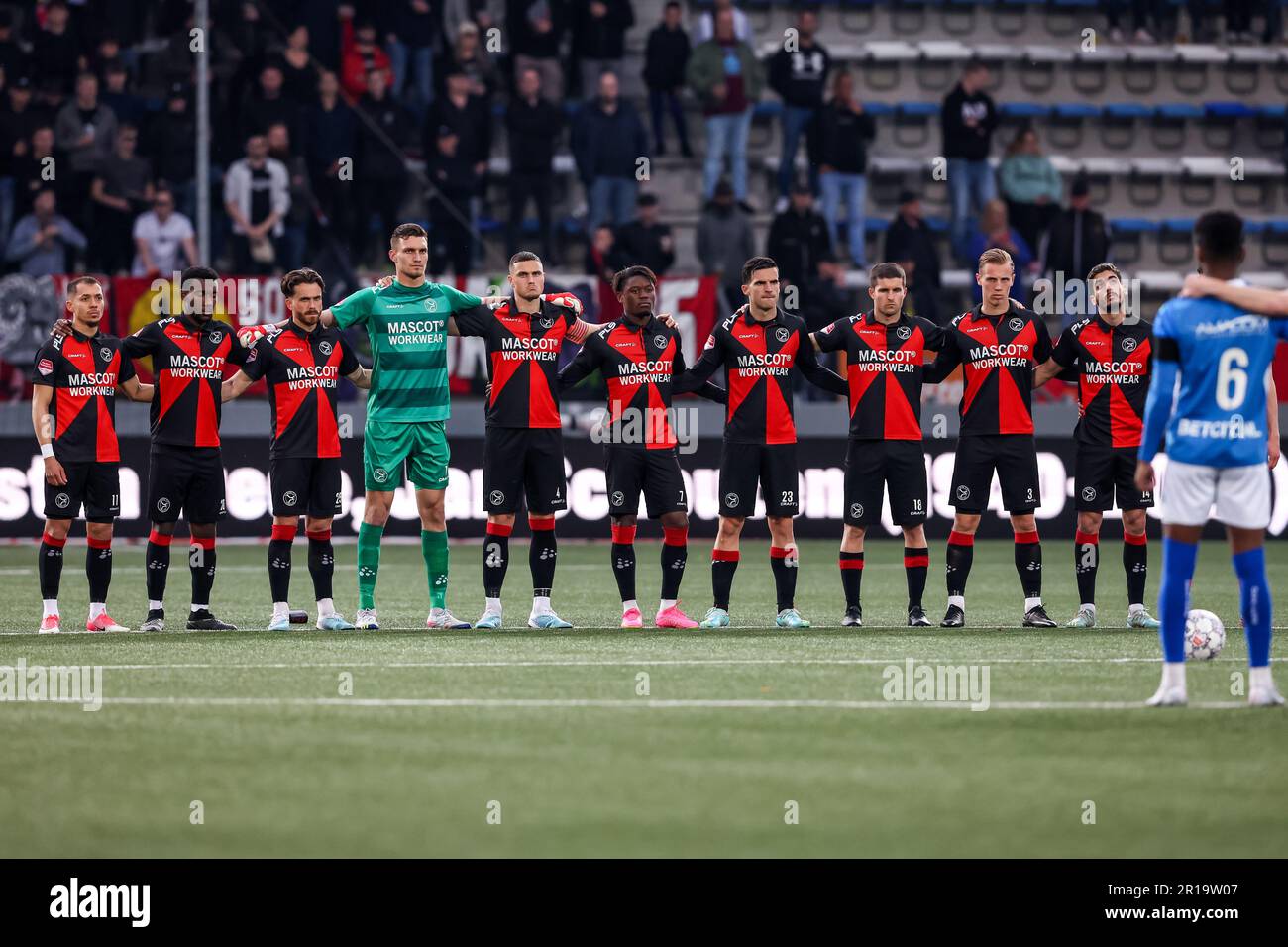 DEN Bosch, PAYS-BAS - MAI 12 : gardien de but Nordin Bakker de Almere ...
