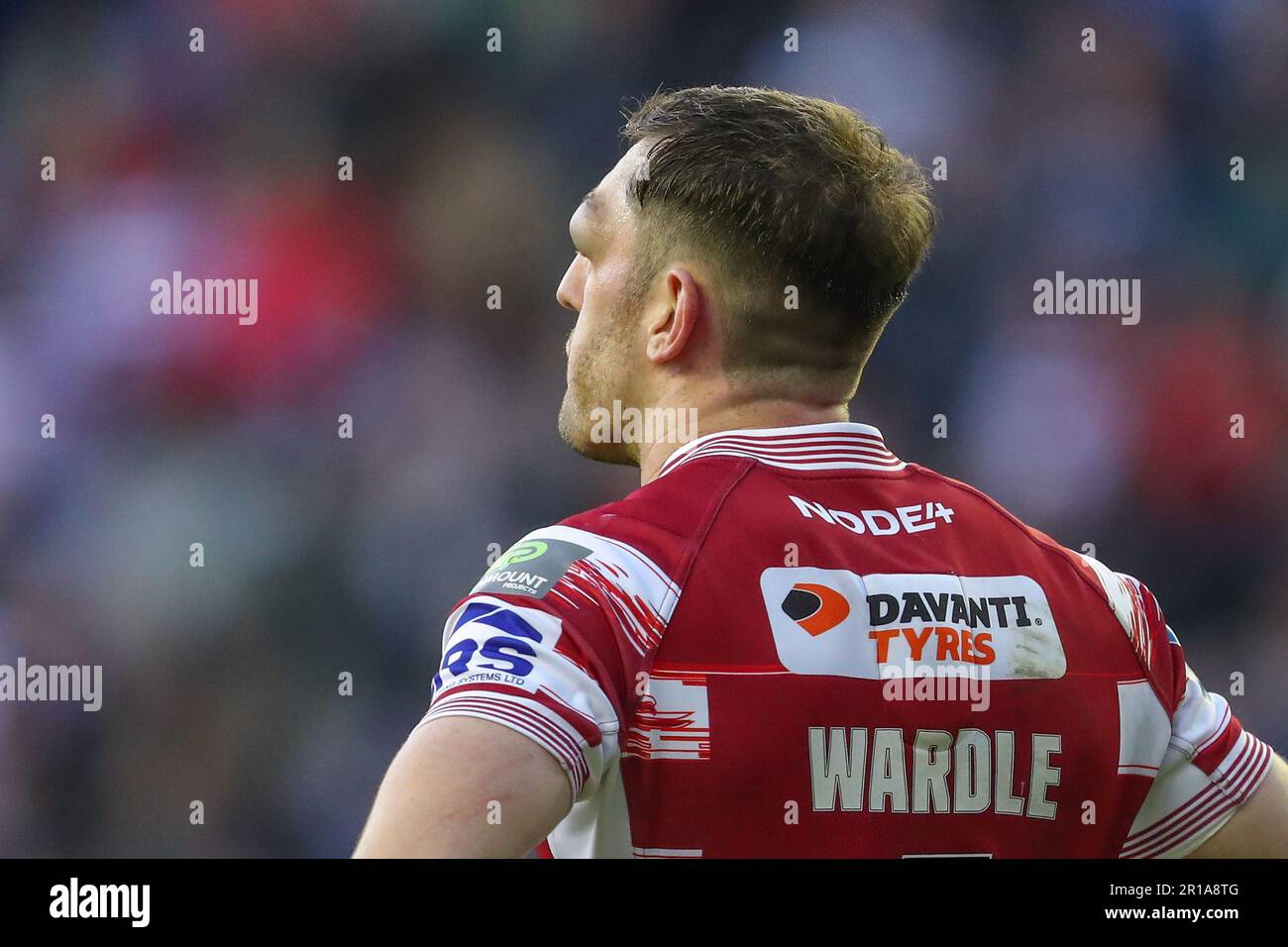 Jake Wardle #4 de Wigan Warriors avec un œil gonflé pendant le match de ...