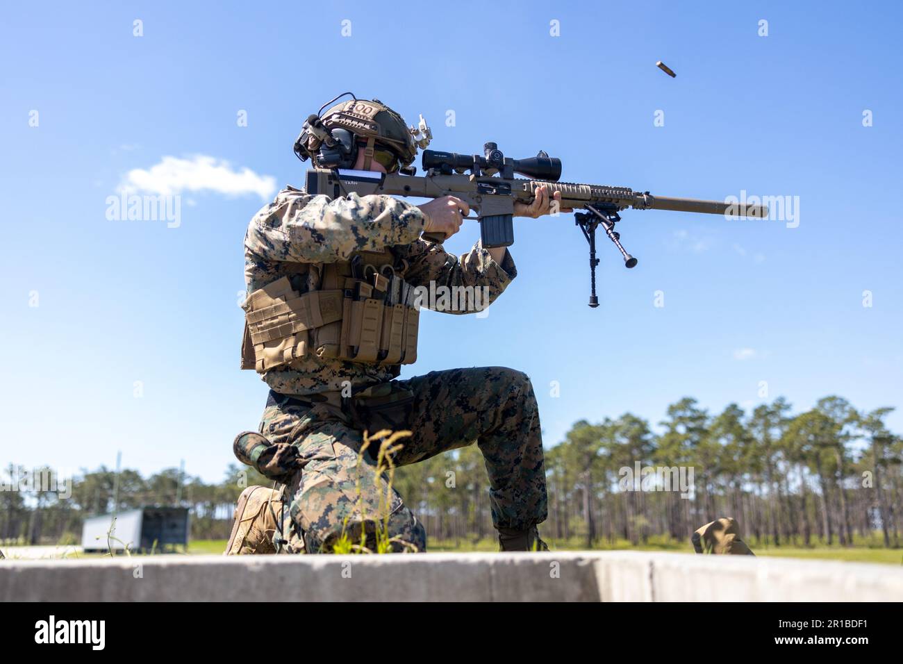 ÉTATS-UNIS Le Sgt Joseph Lupardus du corps maritime, technicien en ...