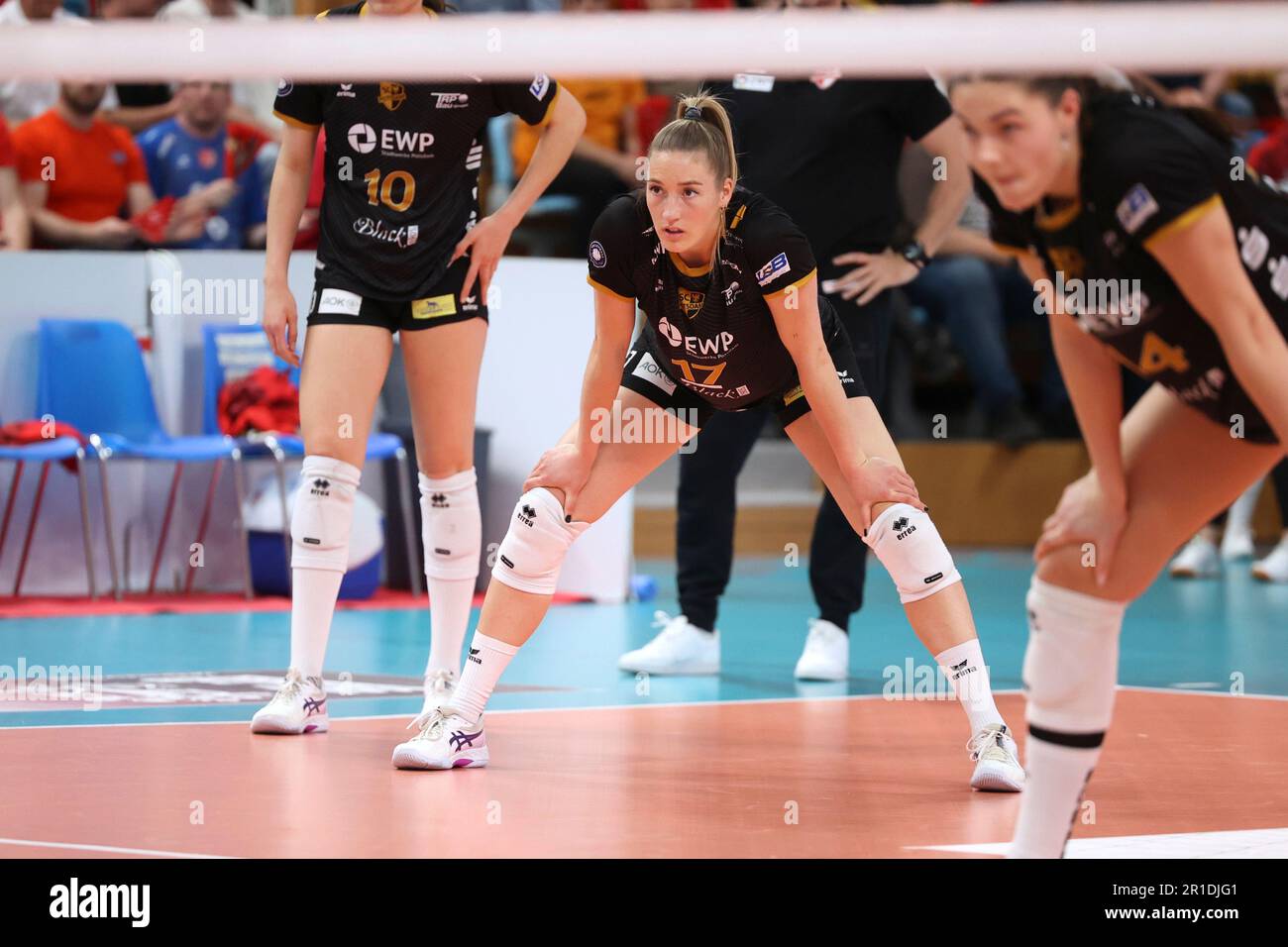 Laura emonts Banque de photographies et d’images à haute résolution - Alamy