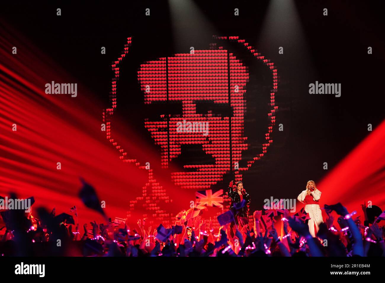 Teya & Salena, un participant autrichien, a participé à la grande ...