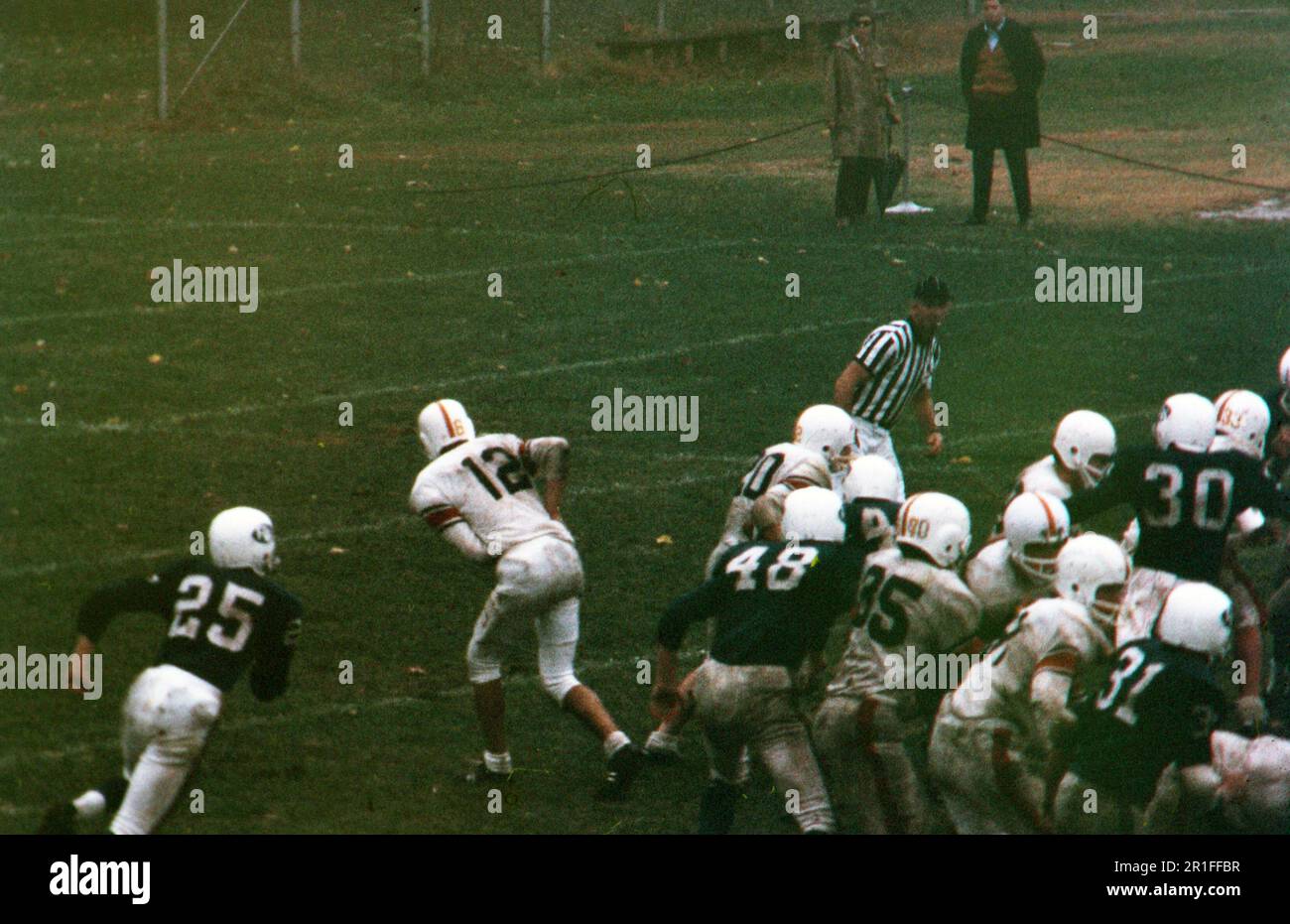 1968 football Banque de photographies et d’images à haute résolution ...