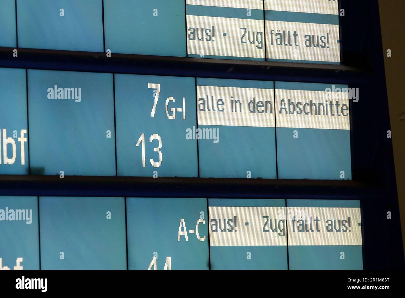 Display board deutsche bahn train Banque de photographies et d’images à ...