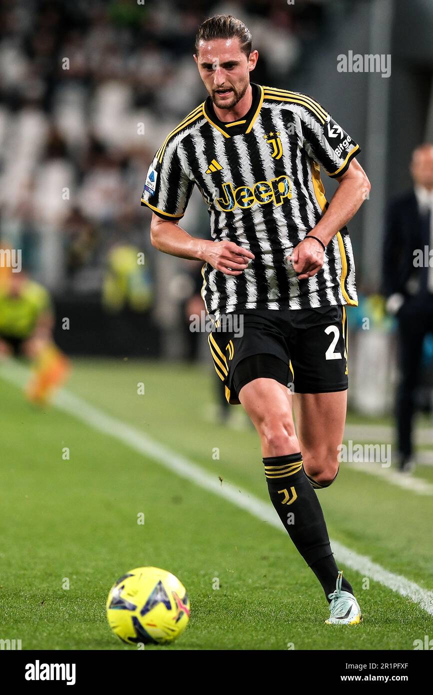 Adrien Rabiot de Juventus FC en action pendant la série Un match de ...