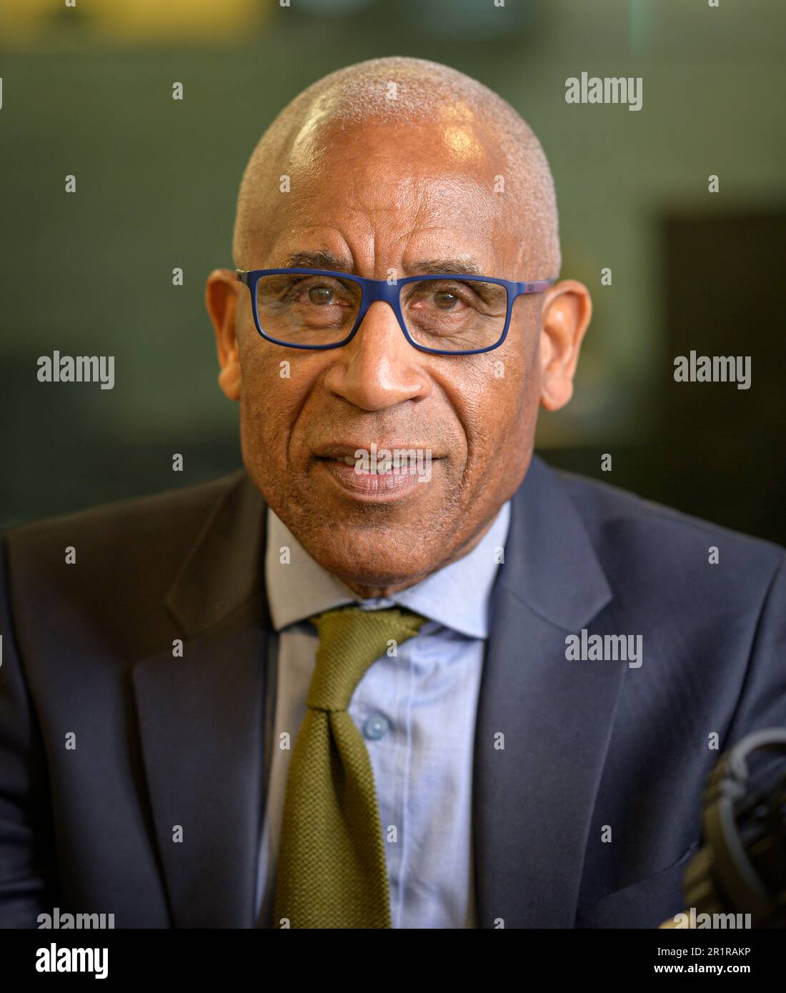 Simon lord Banque de photographies et d’images à haute résolution - Alamy