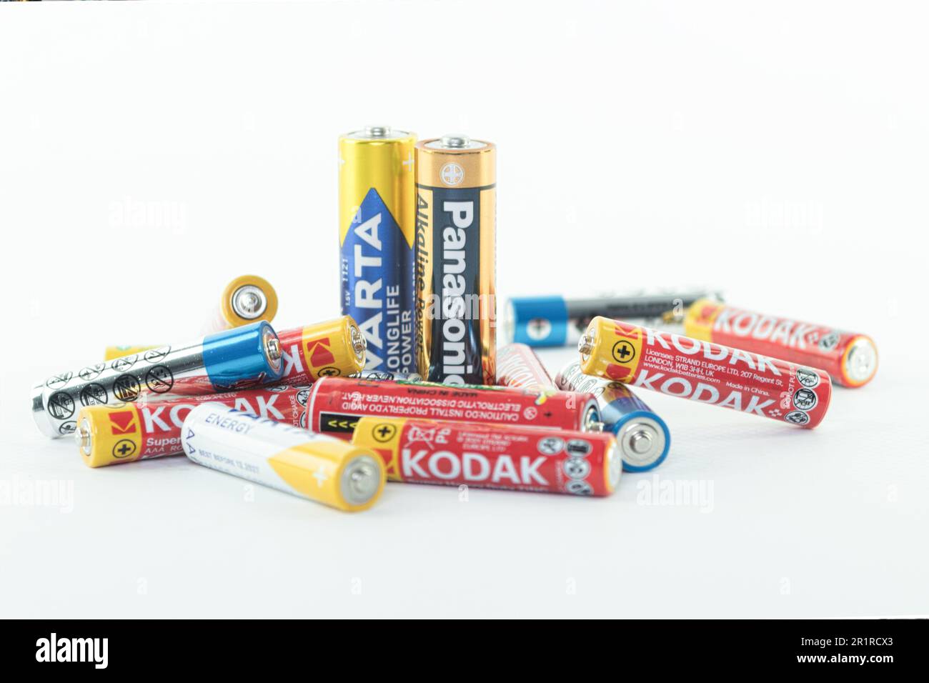 Tas de piles usagées Banque de photographies et d’images à haute ...