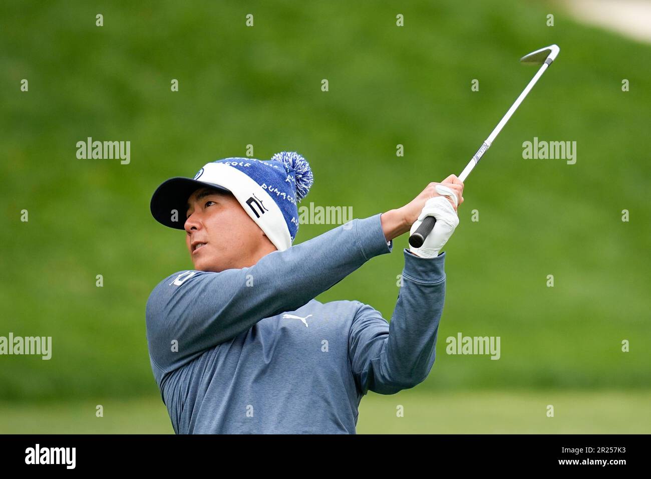 Justin Suh hits from the fairway on the second hole during a practice ...