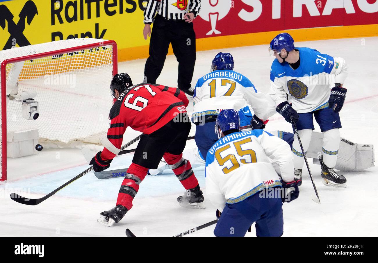 Riga, Lettonie. 17th mai 2023. Le canadien Lawson Crouse (L) a obtenu ...