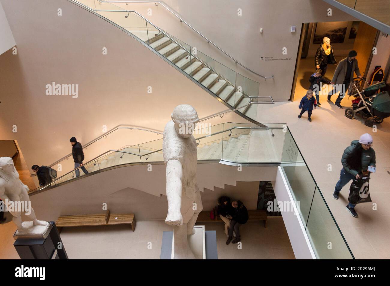 Ashmolean museum interior Banque de photographies et d’images à haute ...