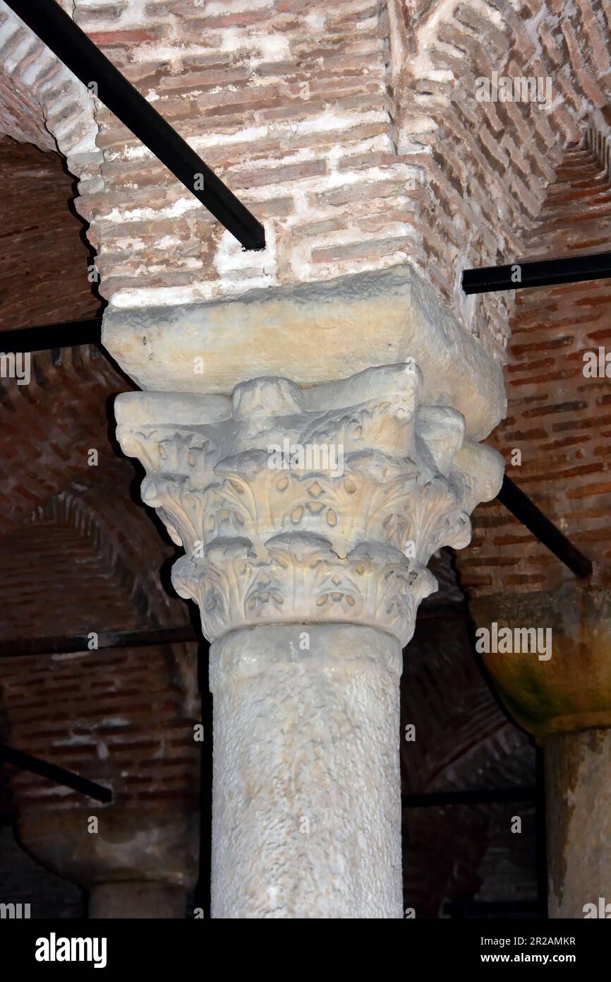 Colonne, Citerne Basilique ou Cisterna Basilique, Yerebatan Sarnıcı ...