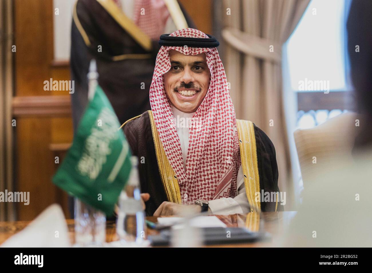 Prince faisal bin farhan al saud Banque de photographies et d’images à haute résolution - Alamy