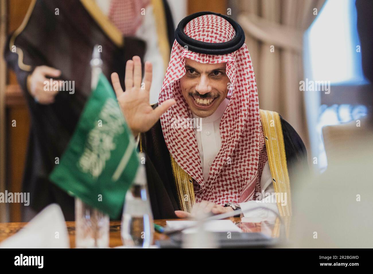 Prince faisal bin farhan al saud Banque de photographies et d’images à haute résolution - Alamy