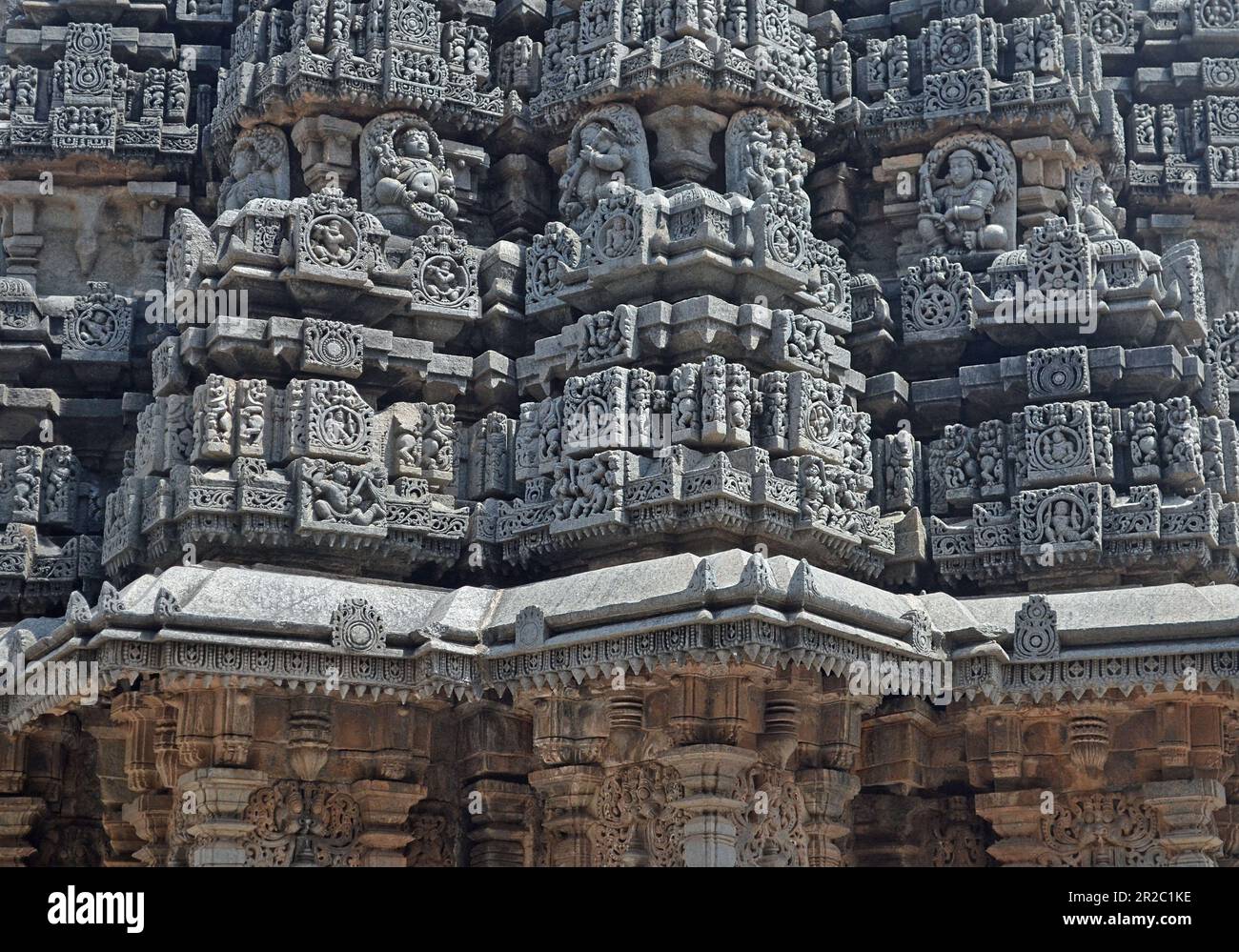 Temples avec des sculptures Banque de photographies et d’images à haute résolution - Alamy