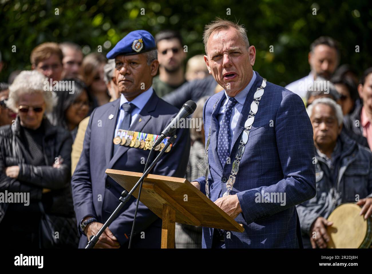 DEVENTER - 19/05/2023, Réunion commémorative au cimetière Steenbrugge ...