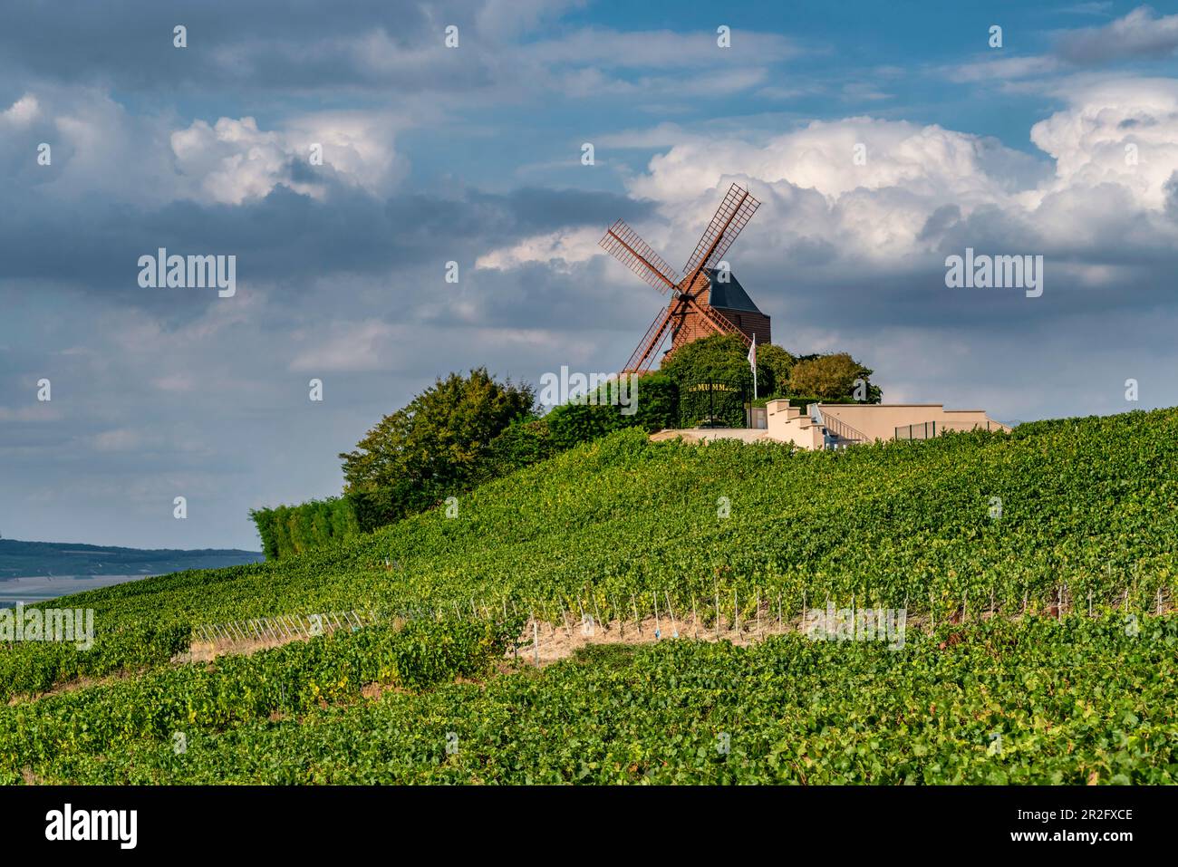Moulin de verzenay Banque de photographies et d’images à haute ...