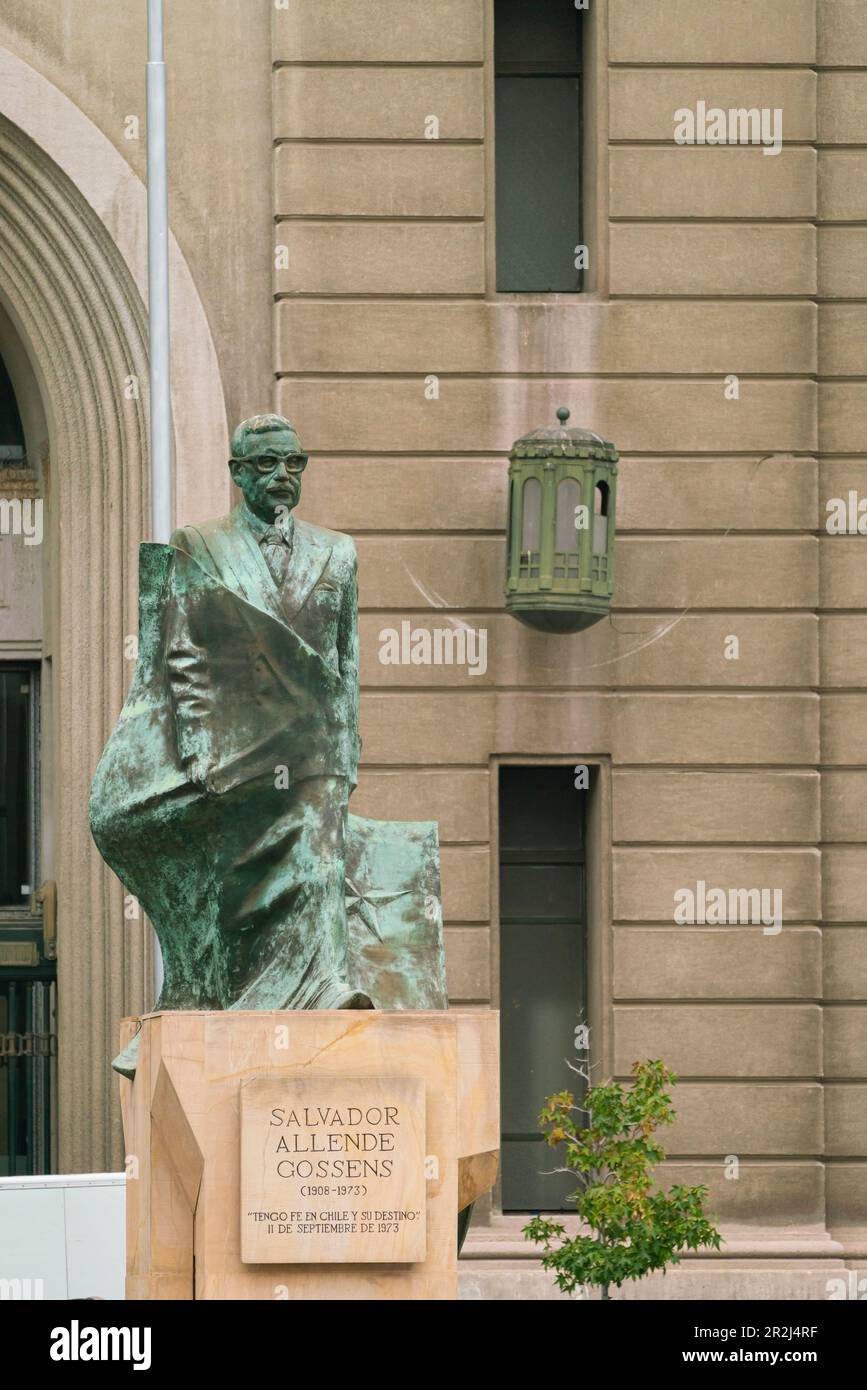 President salvador allende gossens Banque de photographies et d’images ...