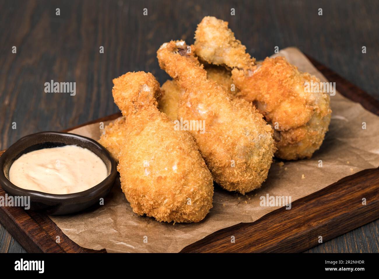 Pilons poulet frites Banque de photographies et d’images à haute ...