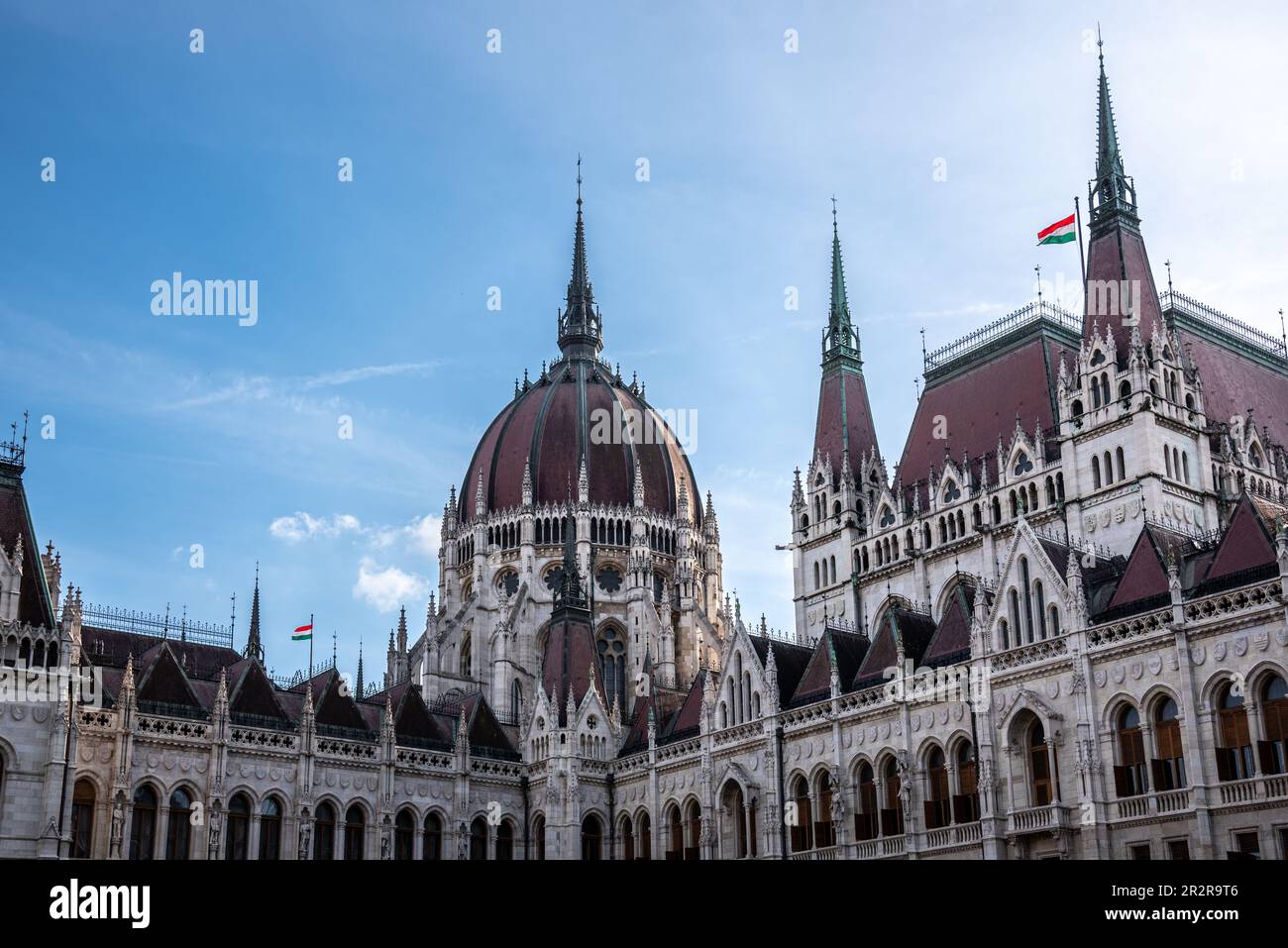 Parlement hongrois Bâtiment Orszaghaz, siège de l'Assemblée nationale ...