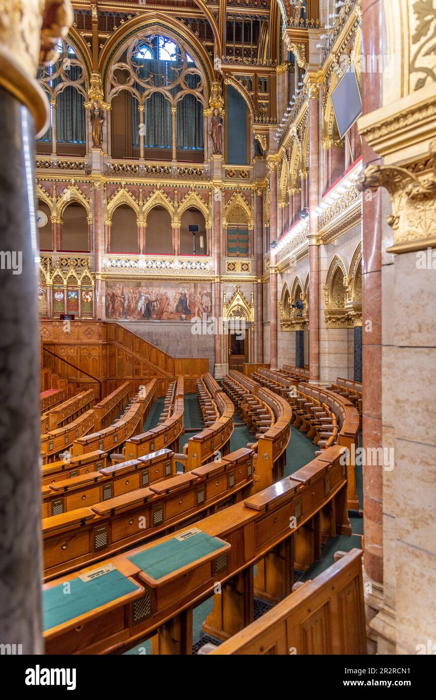 Intérieur du Parlement hongrois Bâtiment Orszaghaz, siège de l ...