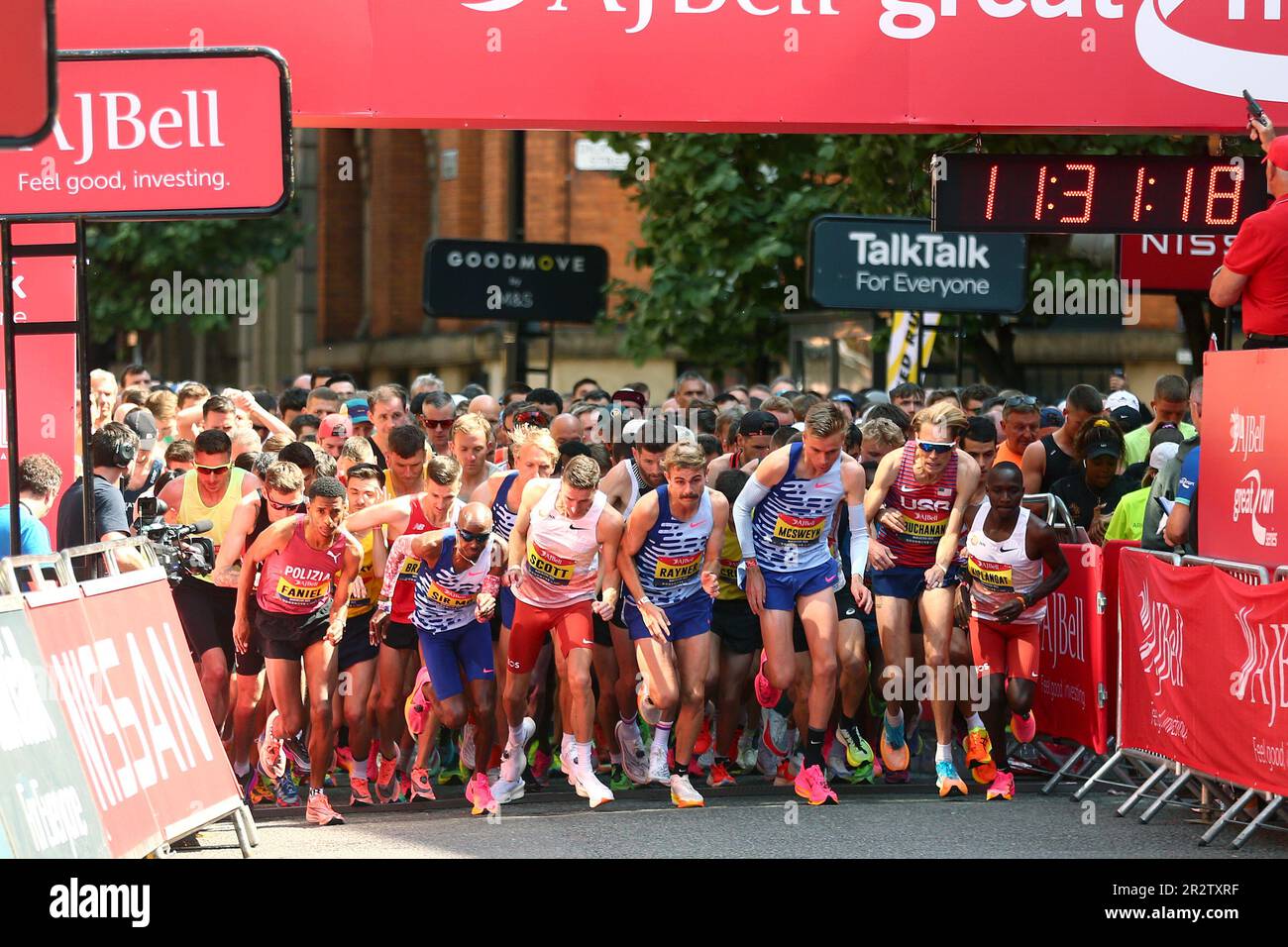 10K coureurs d'élite pour hommes, y compris Sir Mo Farah (sixième à ...