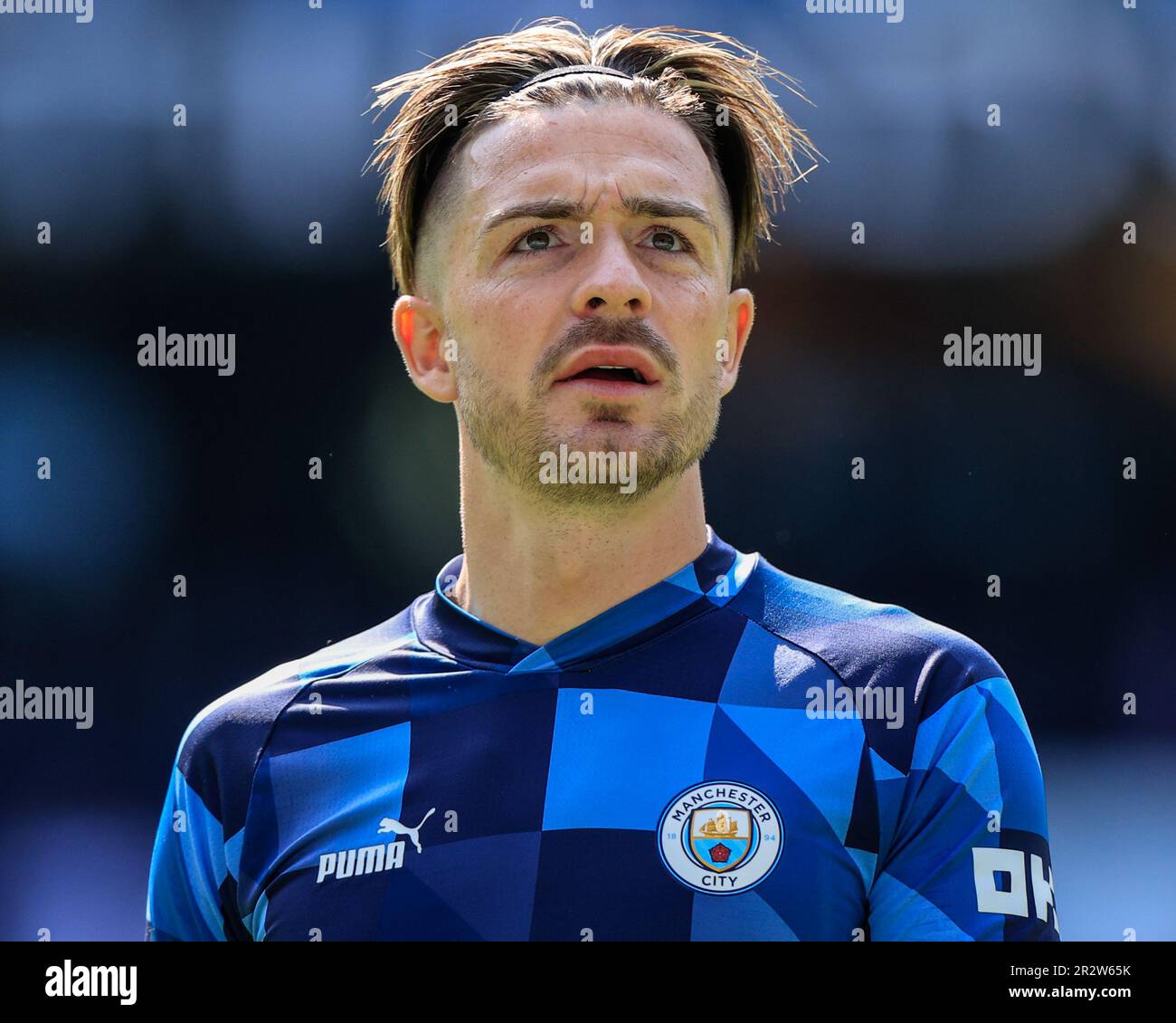 Jack Grealish #10 de Manchester City lors de la séance d'échauffement ...