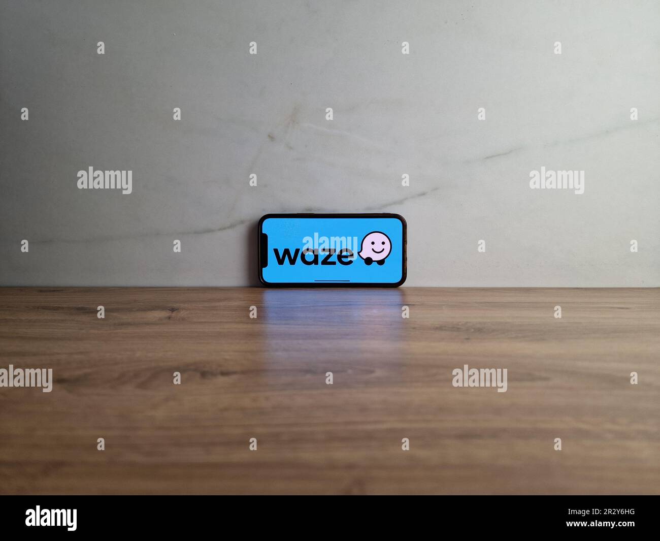 Logo de l'application waze Banque de photographies et d’images à haute ...