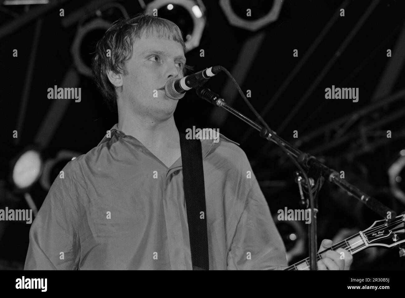 Reading, Royaume-Uni, 26 août 1994 : le guitariste et chanteur Luke ...