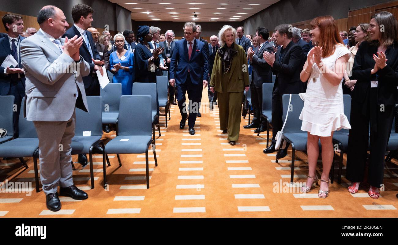 Roisin belgique Banque de photographies et d’images à haute résolution ...