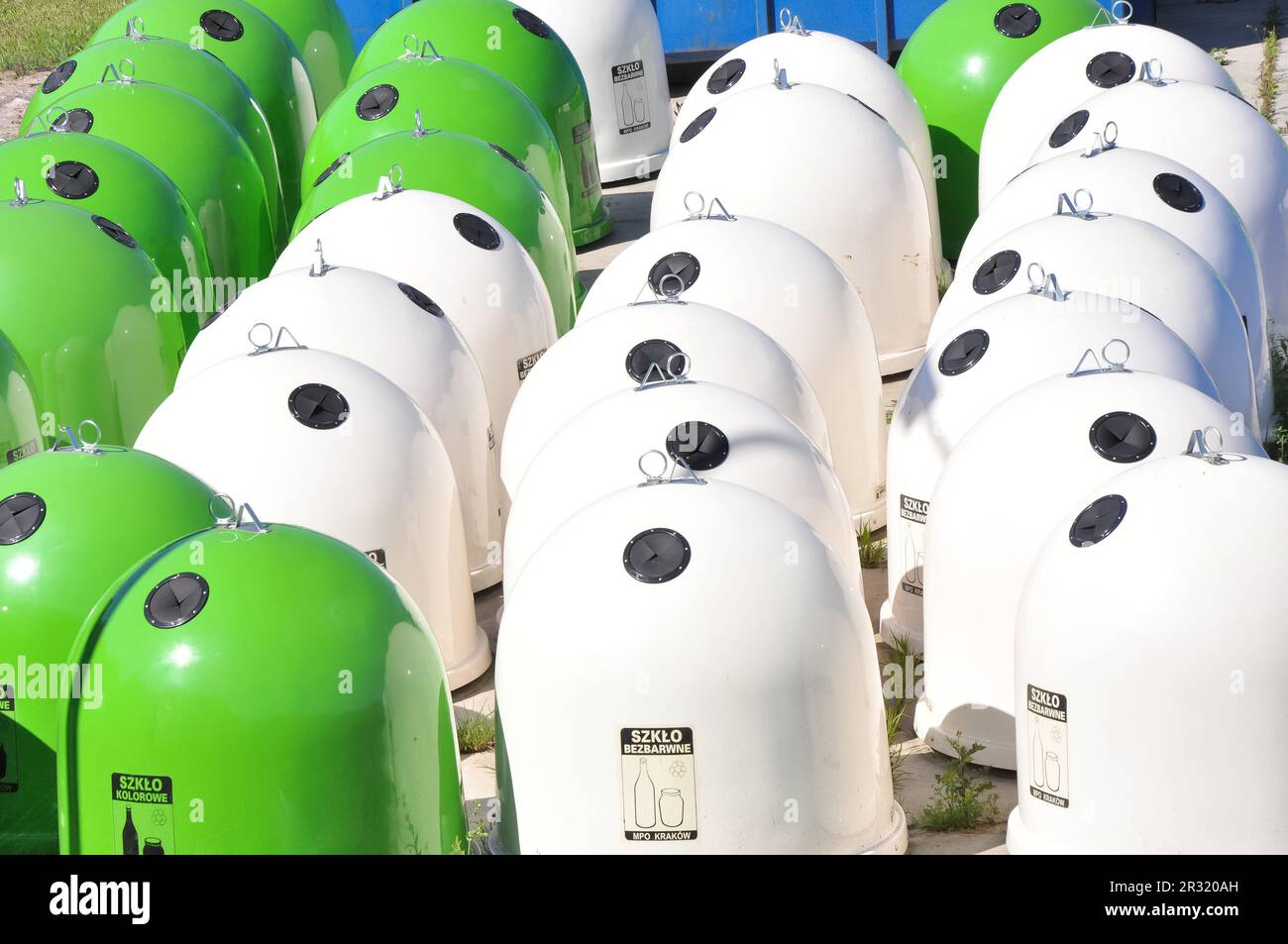 Usines de recyclage des déchets, usines de traitement des déchets bacs ...