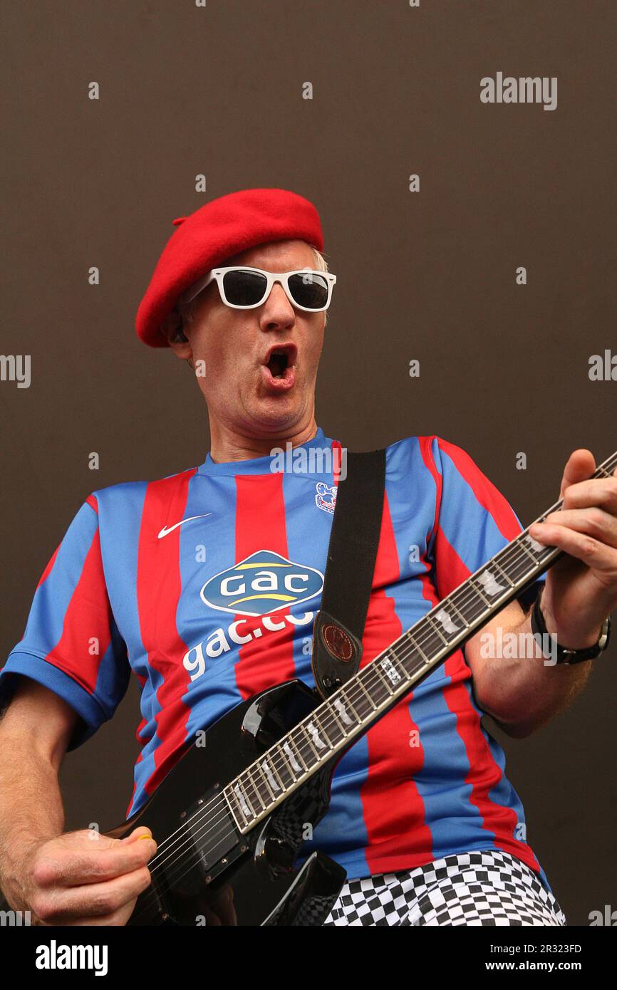 Captain sensible raymond burns english Banque de photographies et d ...