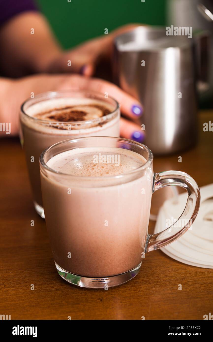 Boisson boisson tasse de verre de cacao Banque de photographies et d ...