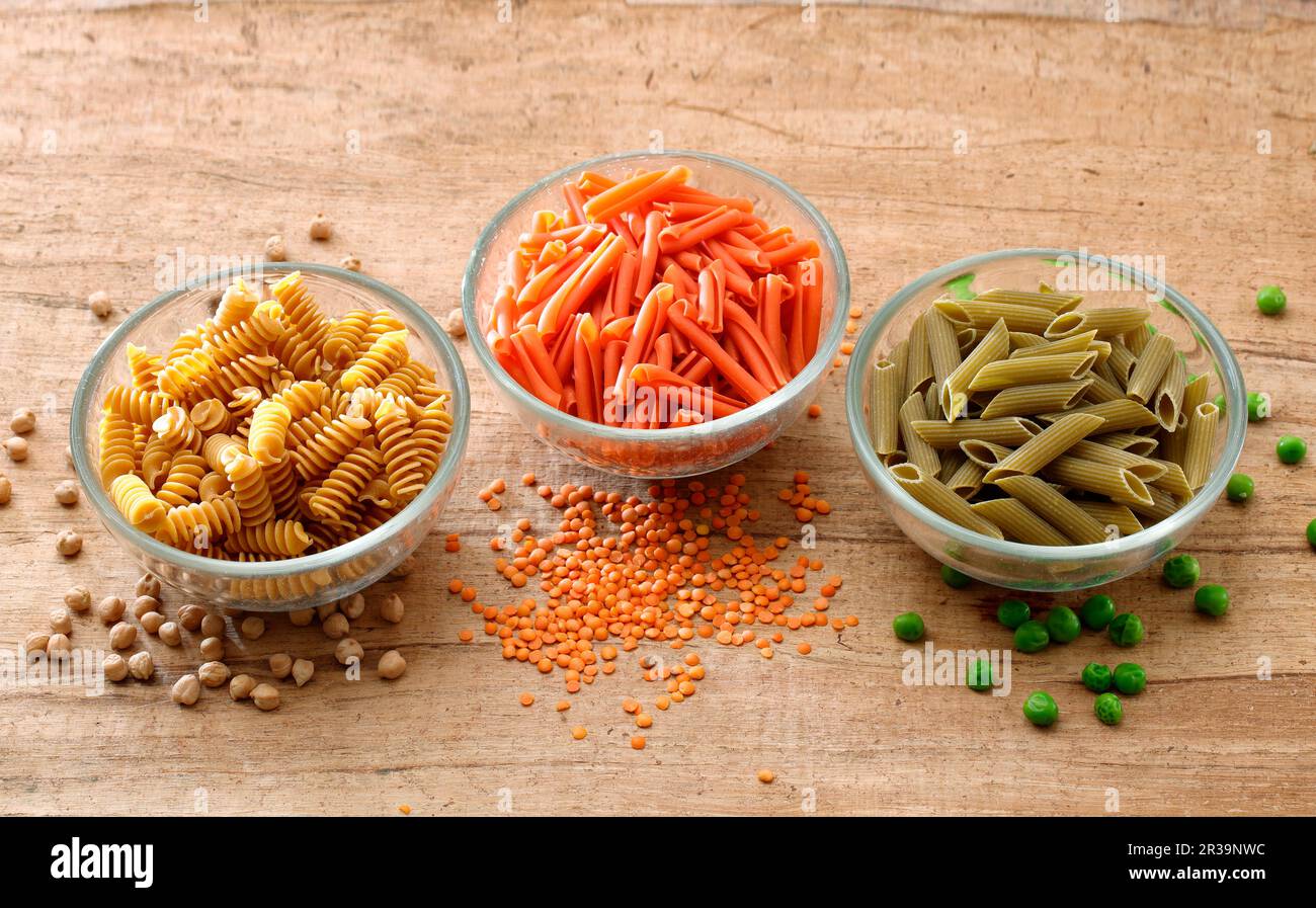 Sortes de pâtes Banque de photographies et d’images à haute résolution ...